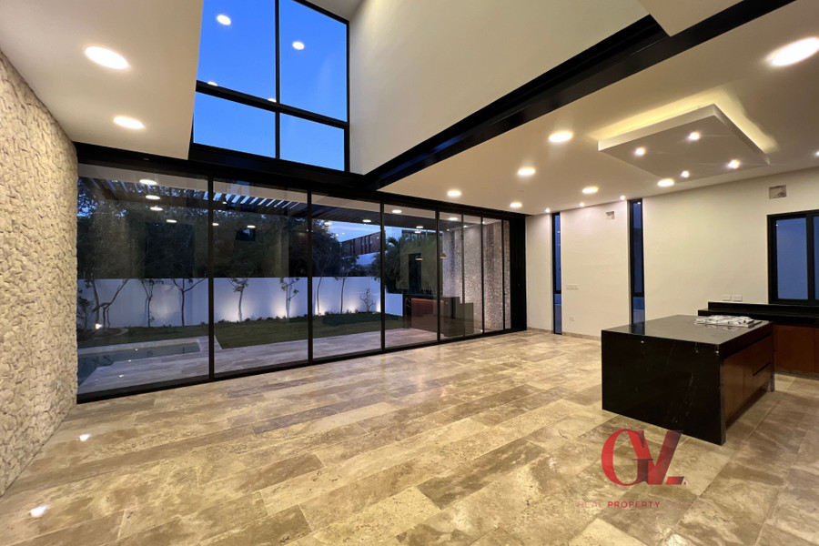 Dom na sprzedaż, 313 m², 4 pokoje | Gratka.pl