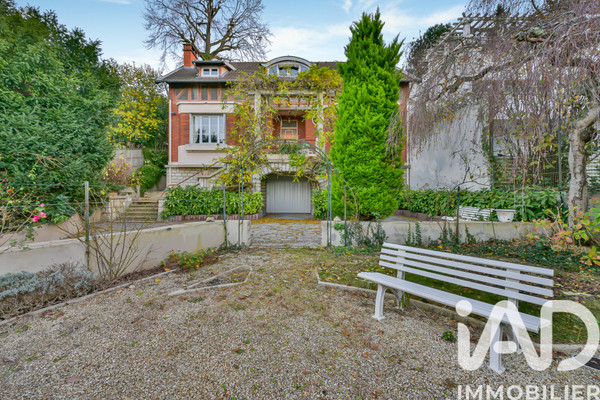 Dom na sprzedaż, 180 m², 7 pokoi | Gratka.pl