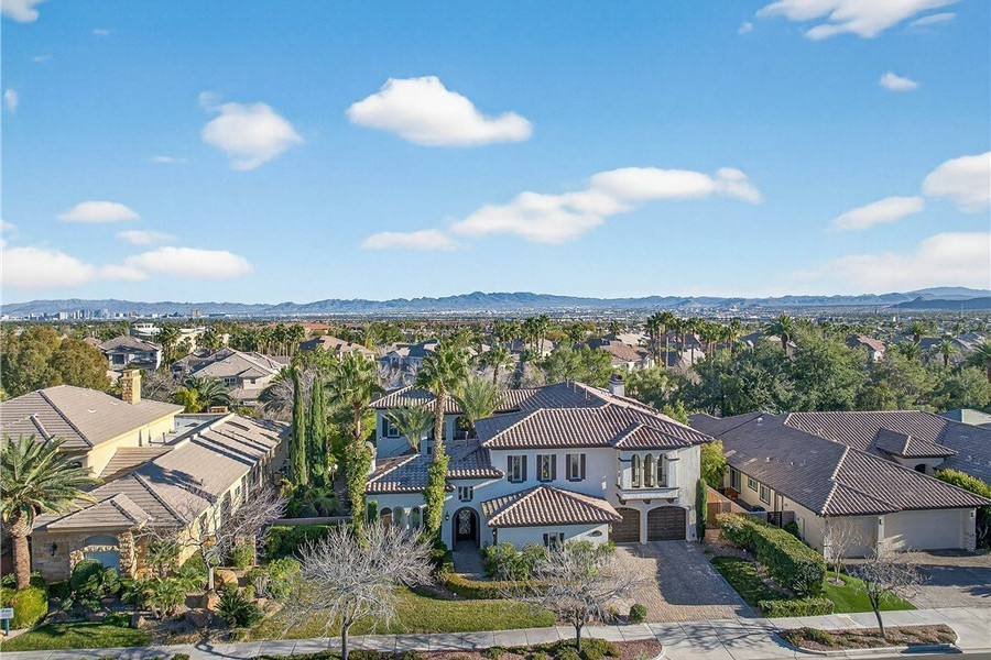 Dom na sprzedaż, 469 m², 10 pokoi | Gratka.pl