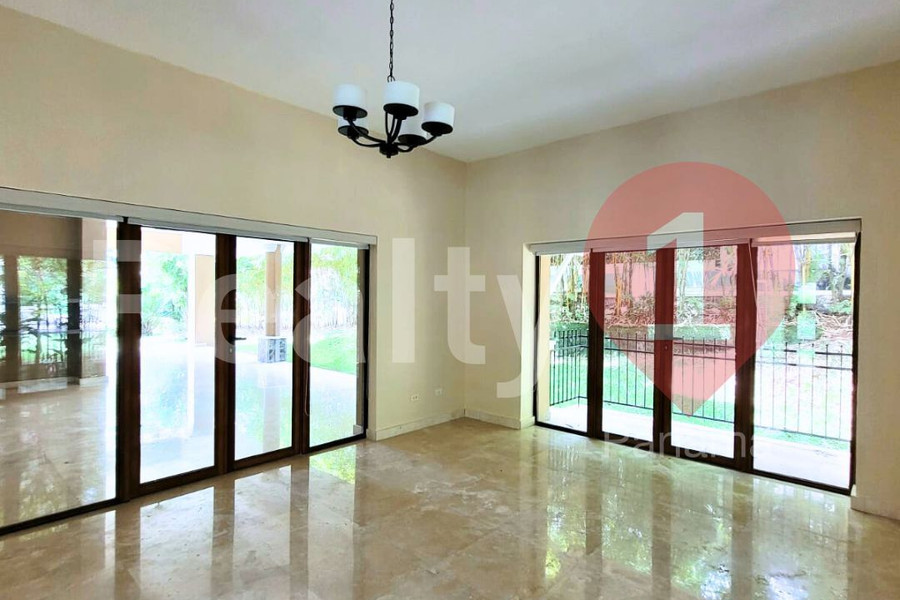 Dom na sprzedaż, 606 m², 4 pokoje | Gratka.pl